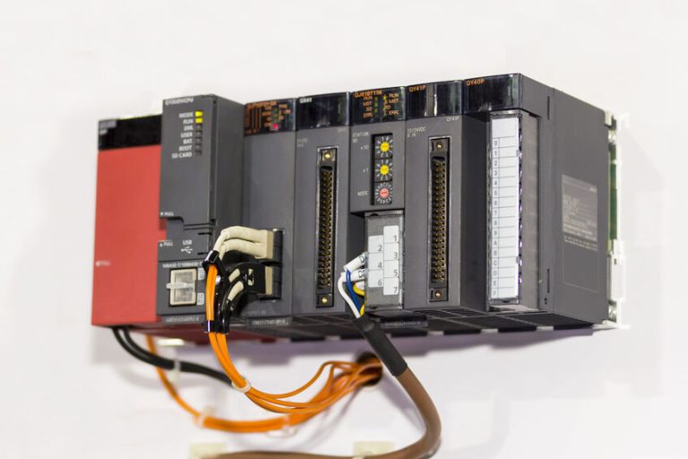 PLC link-compatible 2D code readers & RFID readers with no ...